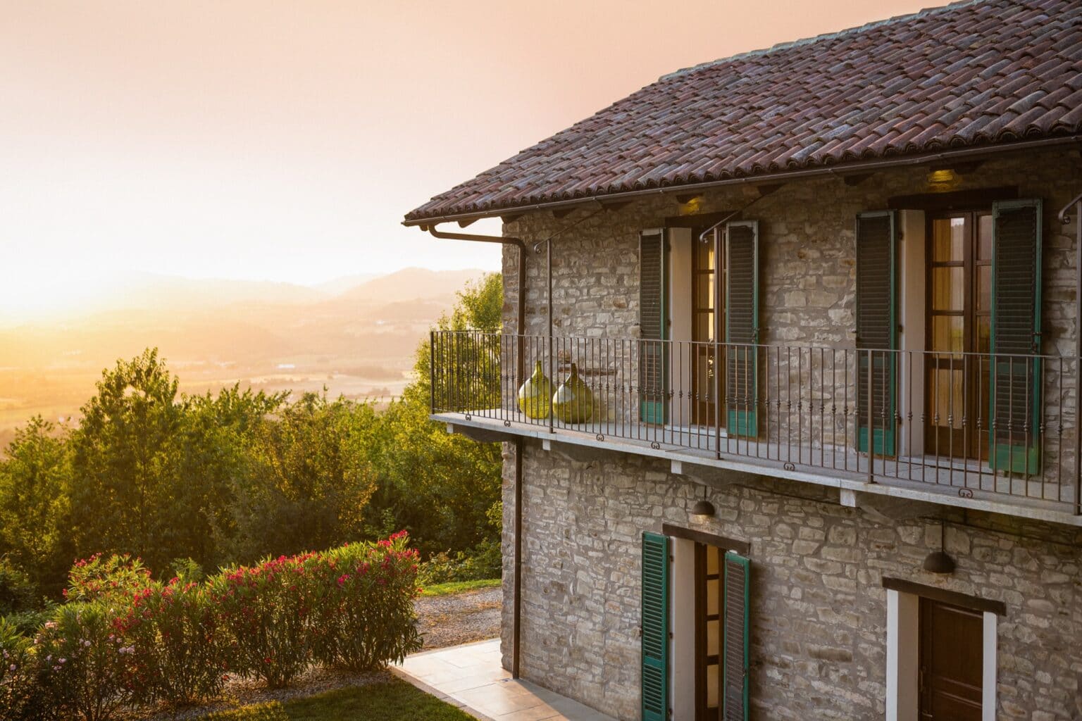 About - MyHomes - EN